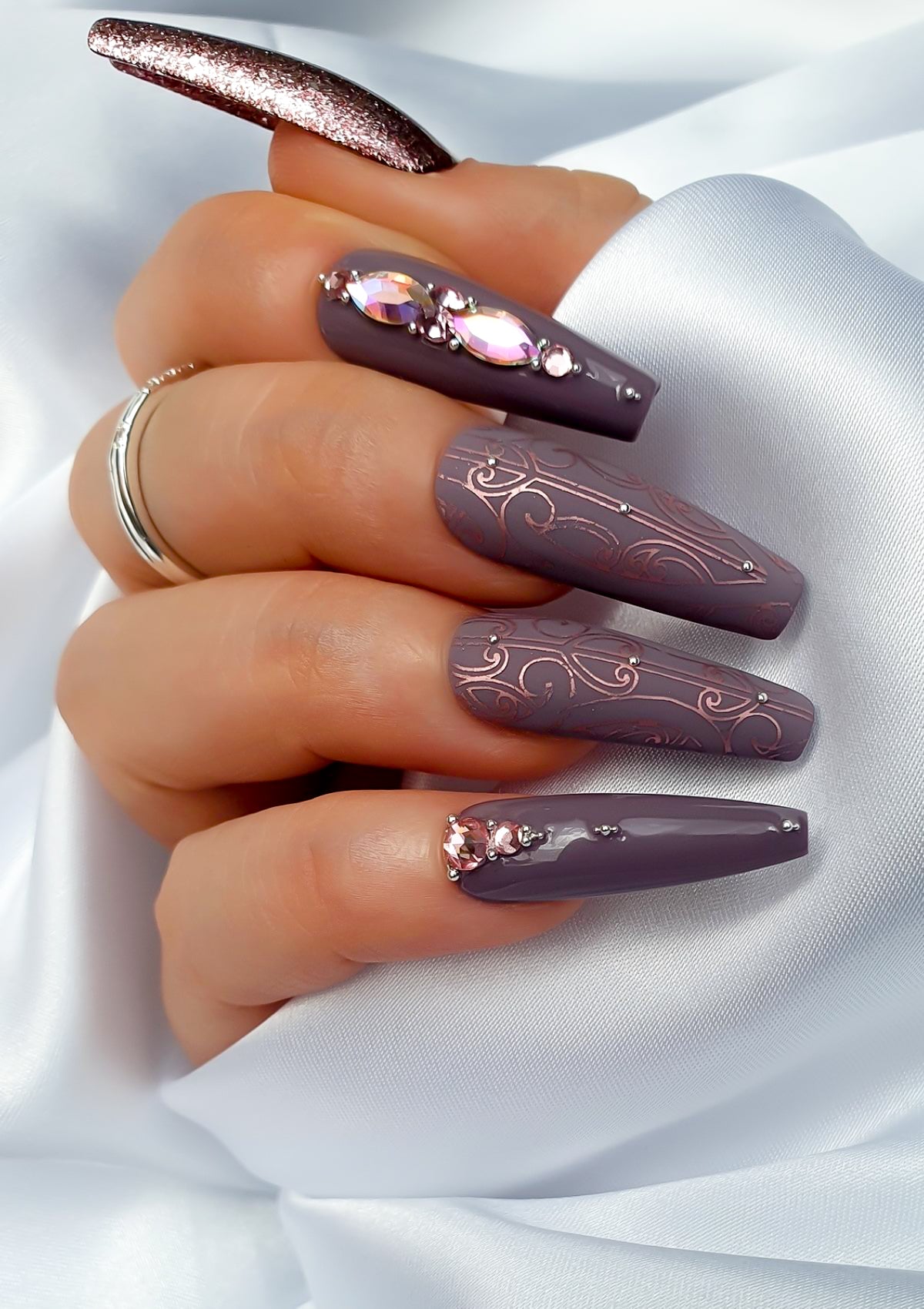MĀORI NAIL FOILS - ONAMATA - ROSE